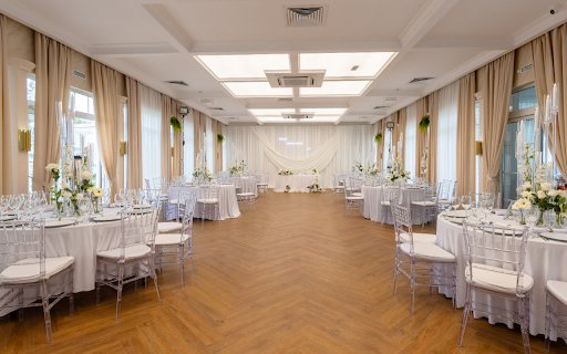 Основной зал в Парк-отель Жемчужина (Волгоград) для свадьбы ...